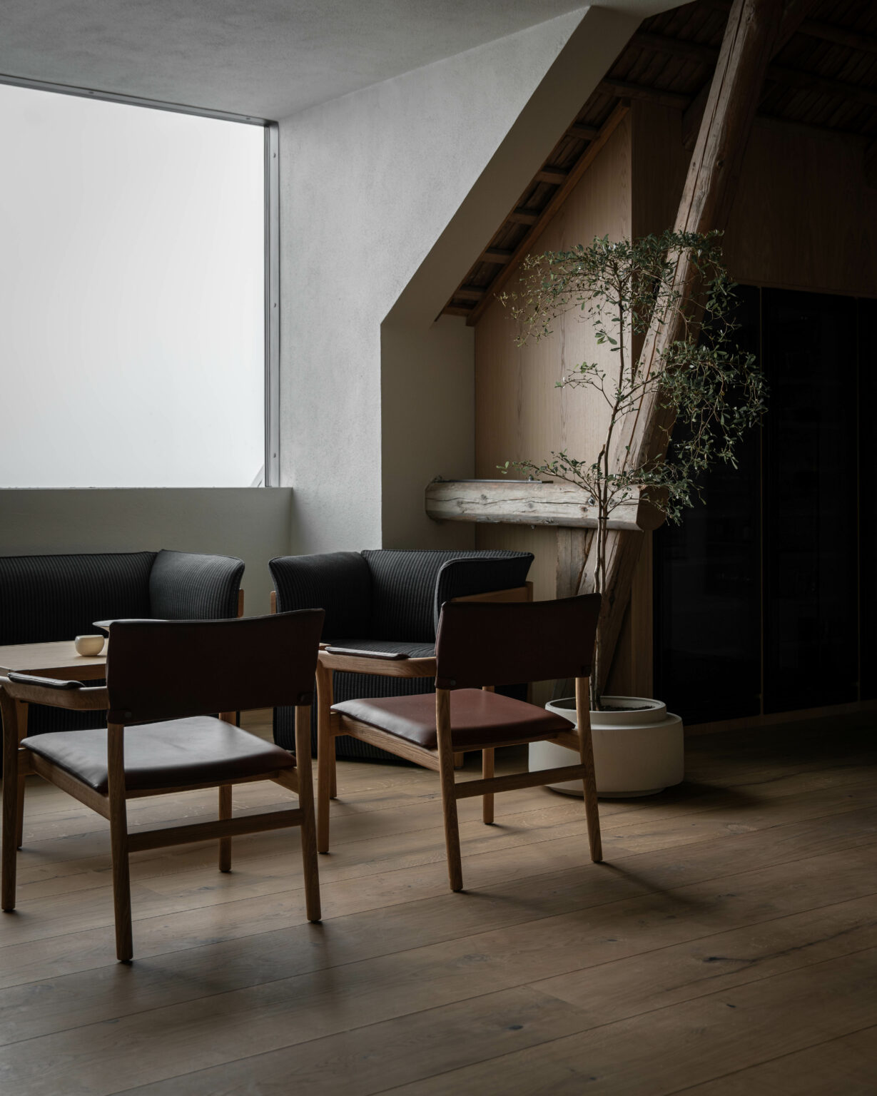 Case Study - Restaurant Vyn by Daniel Berlin